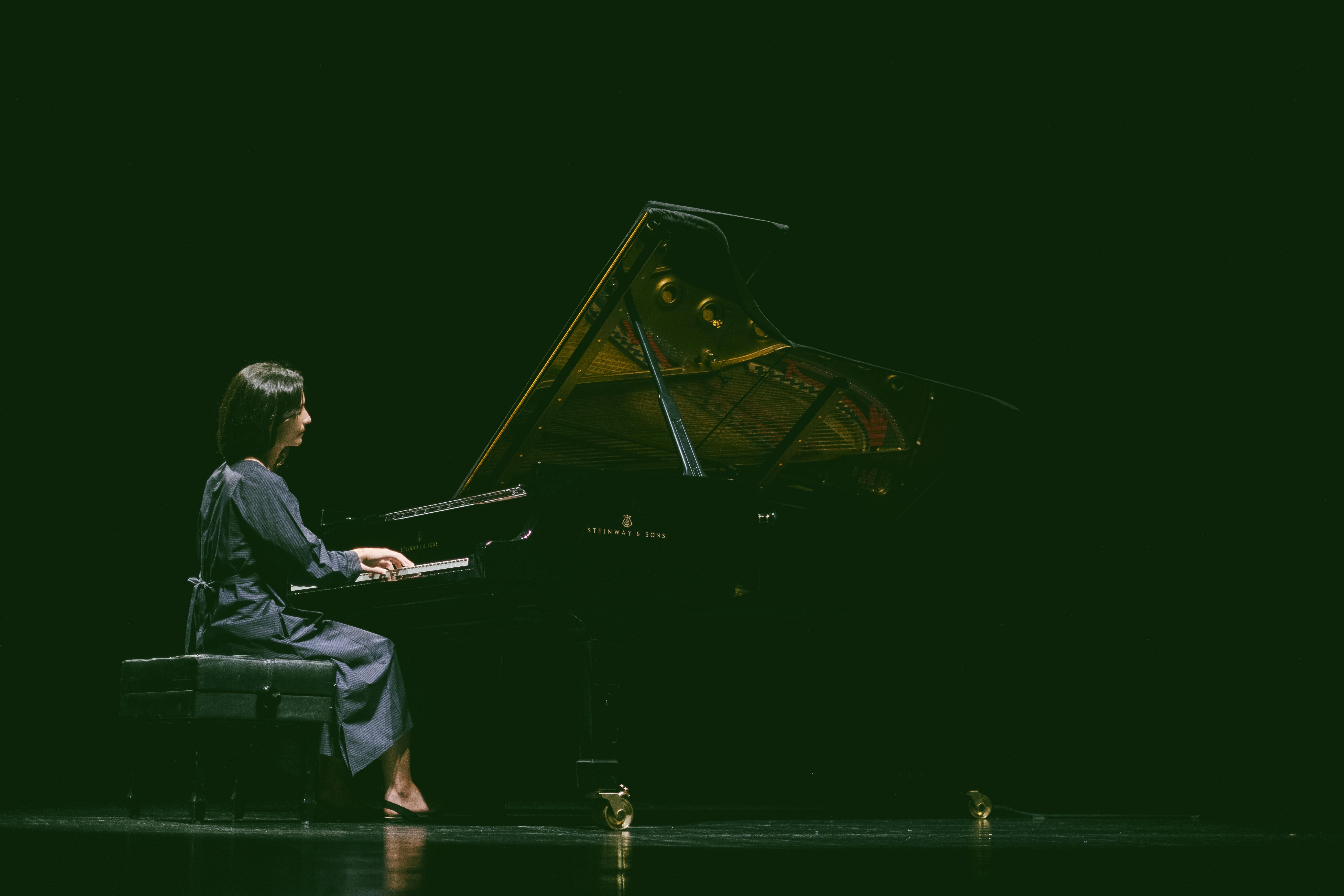 The Book of Sounds by Hans Otte / Les Brigittines